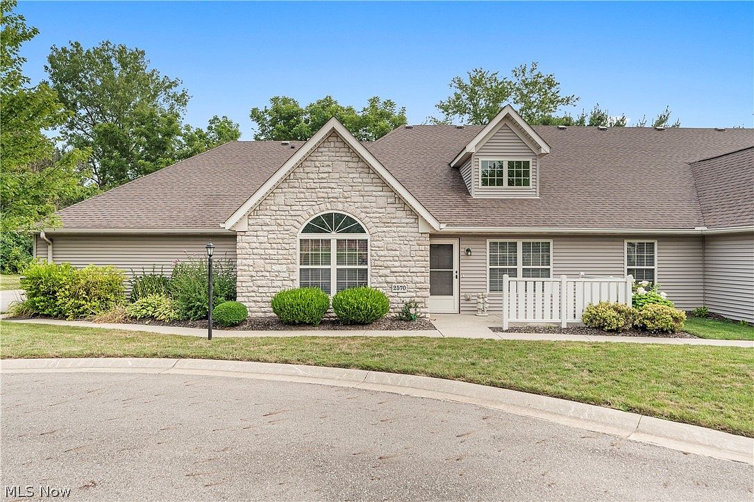 2570 Barnstone Ave SW, Canton, OH 44706 | Zillow