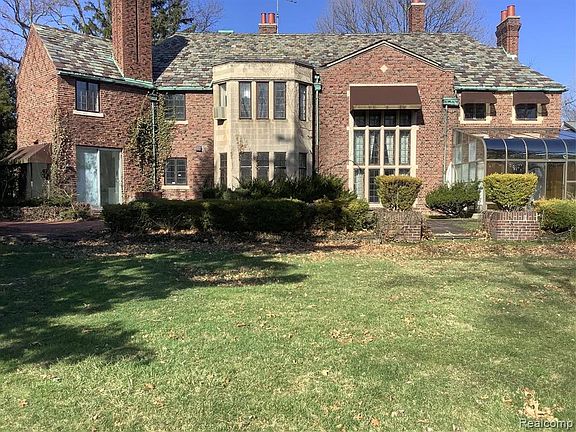 18261 Hamilton Rd, Detroit, MI 48203 | MLS #2220025052 | Zillow
