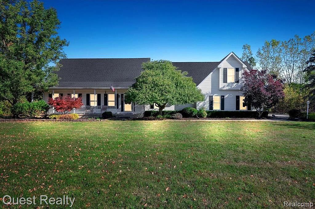 28000 W Huron River Dr, Flat Rock, MI 48134 | Zillow