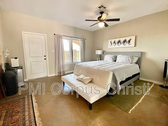 14334 Cruiser St APT 202B, Corpus Christi, TX 78418 | Zillow