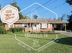 Daugherty Lofts - 307 N Main St Clinton TN | Zillow