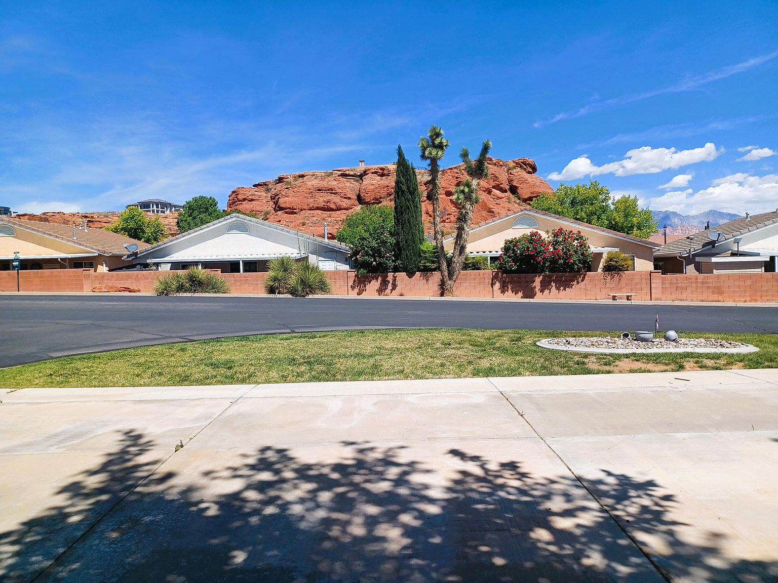 1150 W Red Hills Pkwy, Washington, UT 84780 | MLS #24-250299 | Zillow