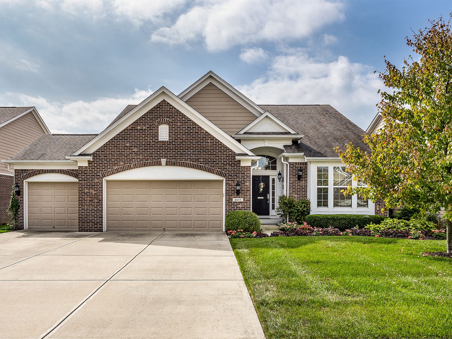 8855 Heatherstone Pl, Zionsville, IN 46077 | MLS #21945923 | Zillow