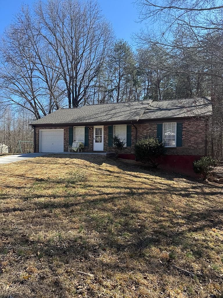 303 Robin Dr, Danville, VA 24541 | MLS #73936 | Zillow
