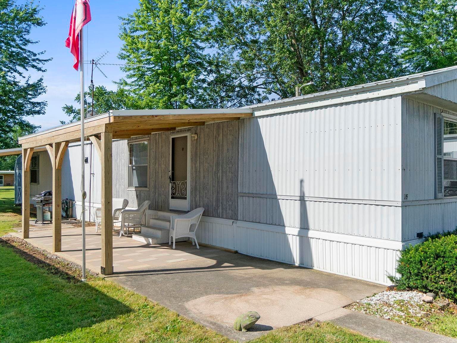 5755 S 75 W #15, Wolcottville, IN 46795 | MLS #202508207 | Zillow