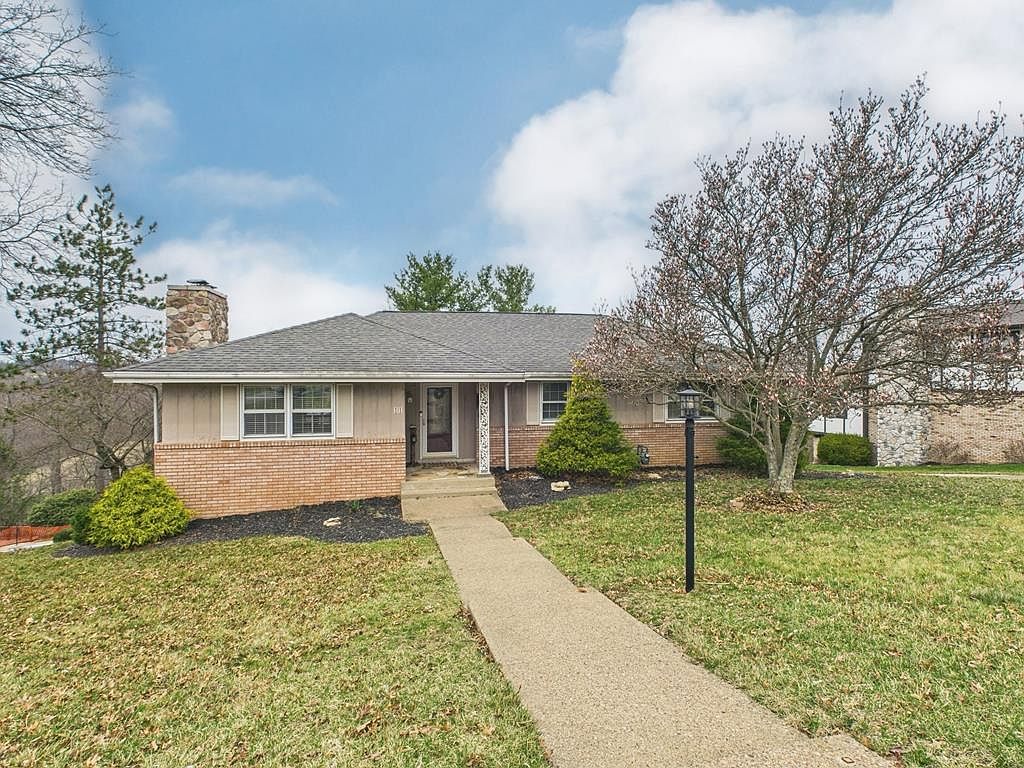 11 Clinton Drive, Wheeling, WV 26003 | Zillow