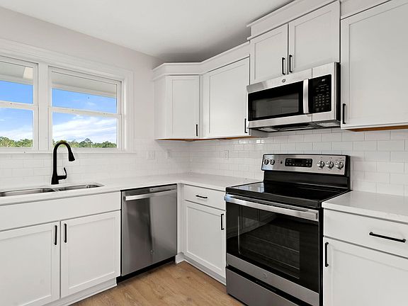 10066 E Bayou View Dr, Bay Saint Louis, MS 39520 | MLS #4090863 | Zillow