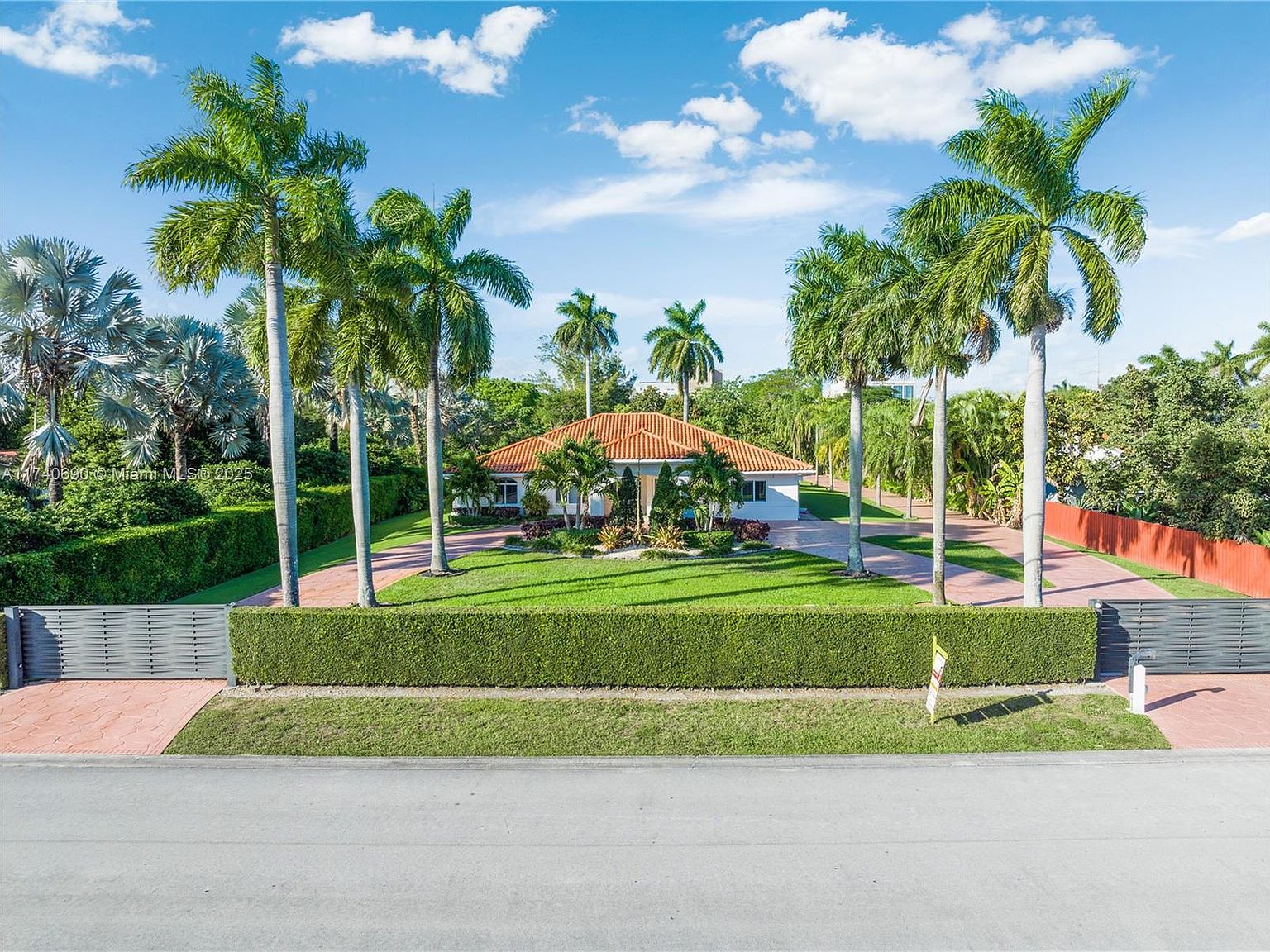 11841 SW 45th St, Miami, FL 33175 | Zillow