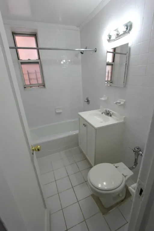 41 Kew Gardens Road #1E in Kew Gardens, Queens | StreetEasy