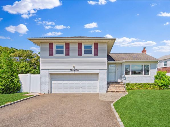 Plainview NY Real Estate - Plainview NY Homes For Sale | Zillow