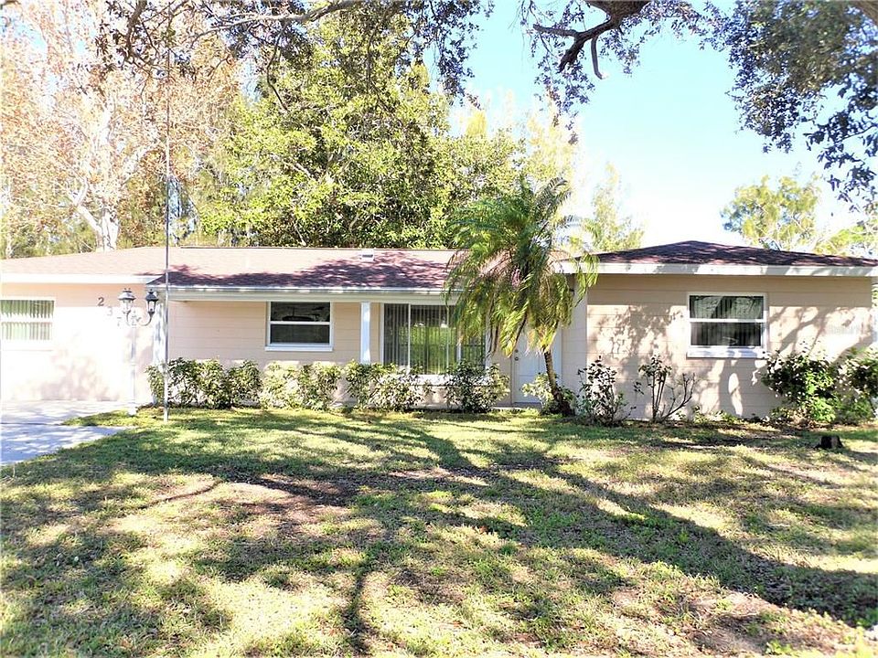 237 79th Ave NE, Saint Petersburg, FL 33702 | Zillow