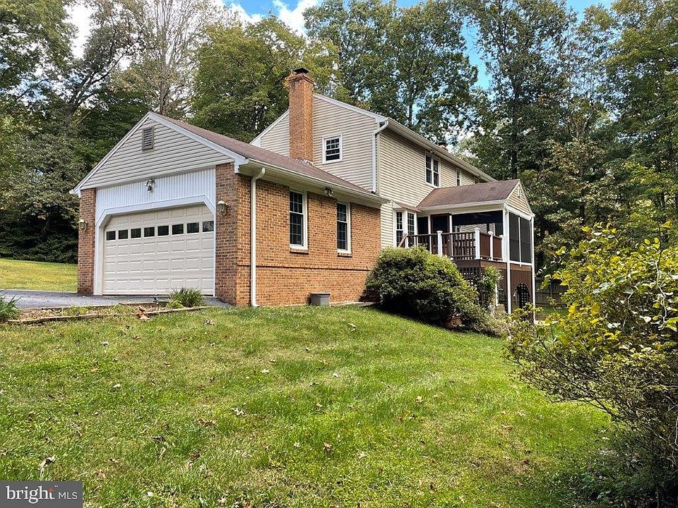 7362 Clifton Rd, Clifton, VA 20124 | Zillow