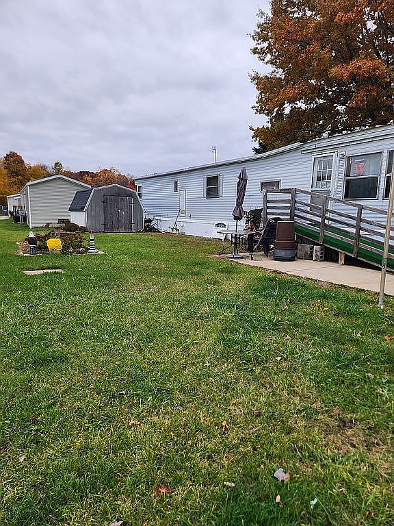 10429 Neptune St NE, Rockford, MI 49341 | Zillow