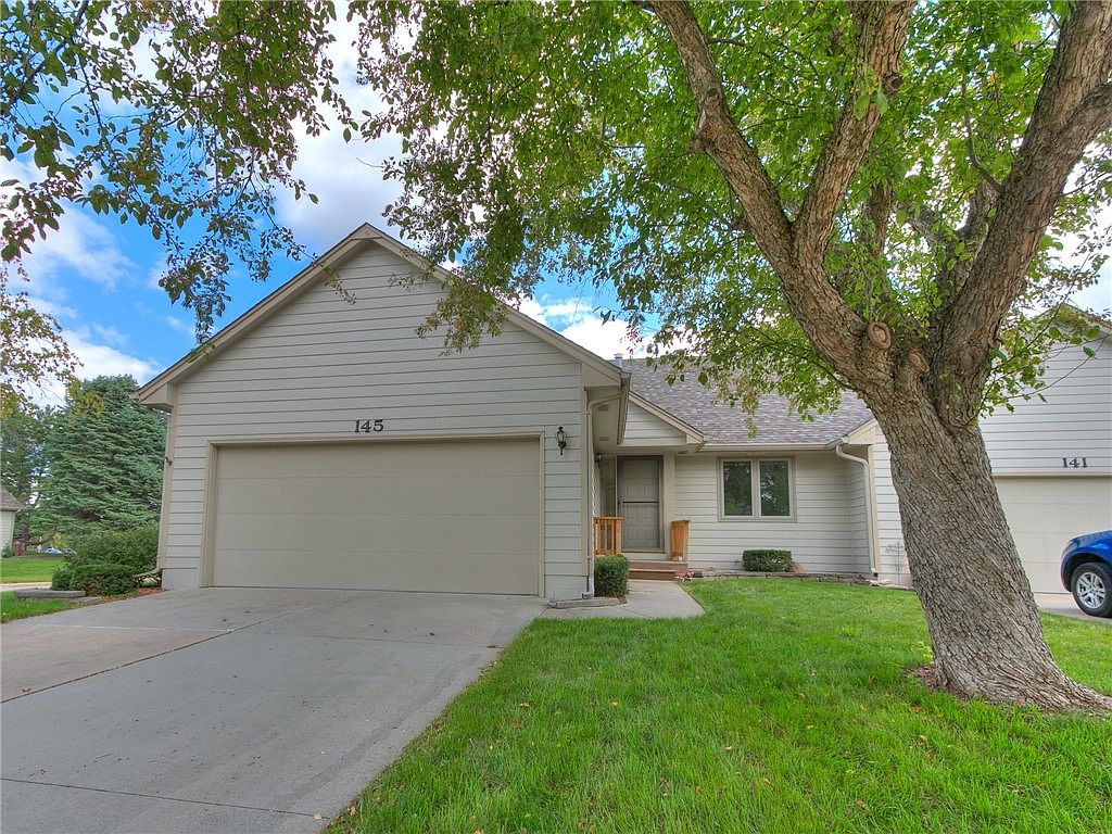 145 Evergreen Pl, West Des Moines, IA 50265 | Zillow