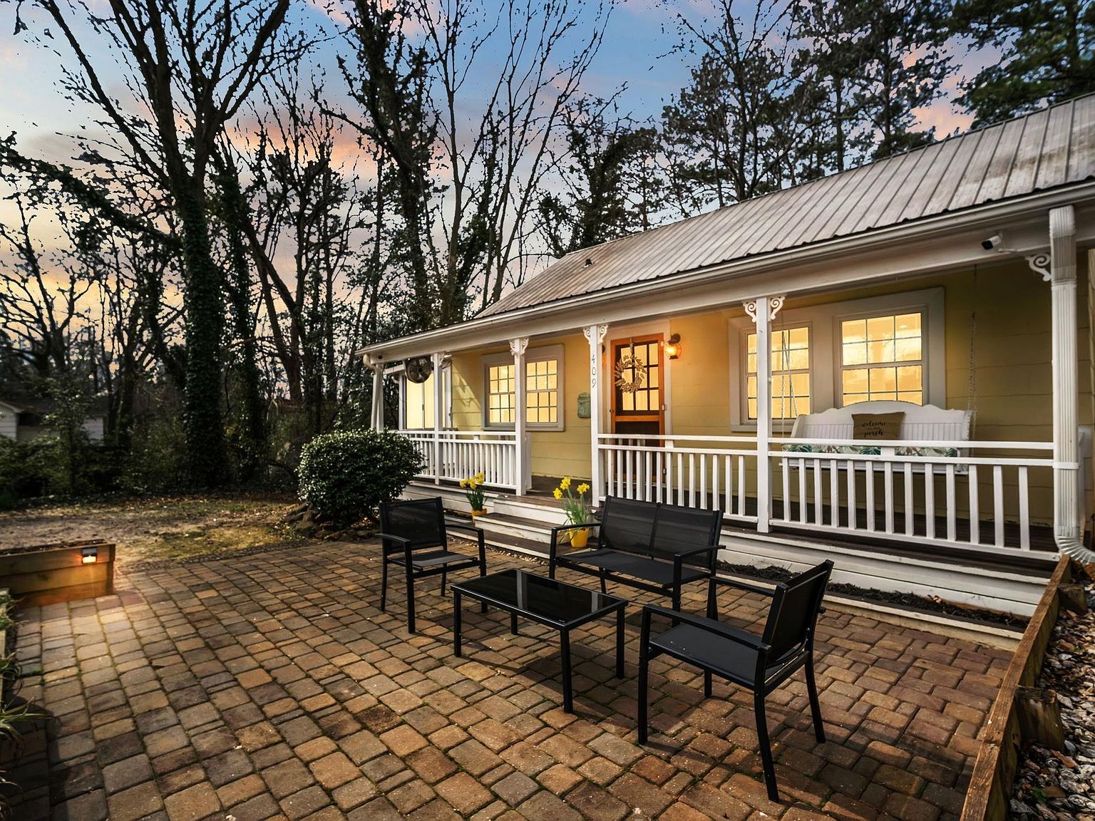 409 Summit Dr, Greenville, SC 29609 | Zillow