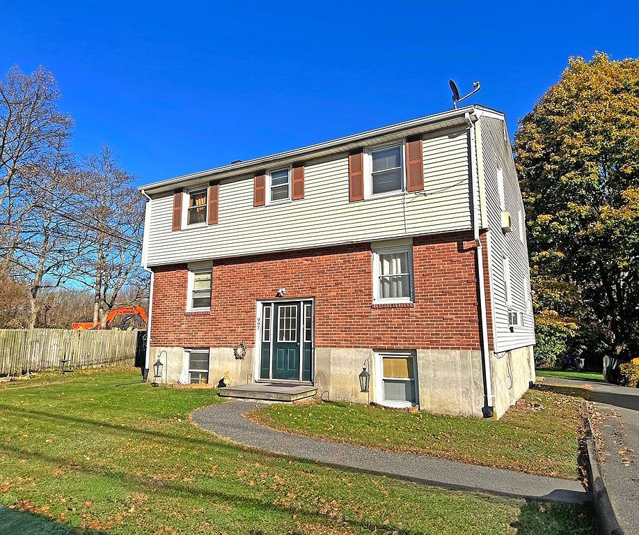 997 Broadway, Raynham, MA 02767 | Zillow