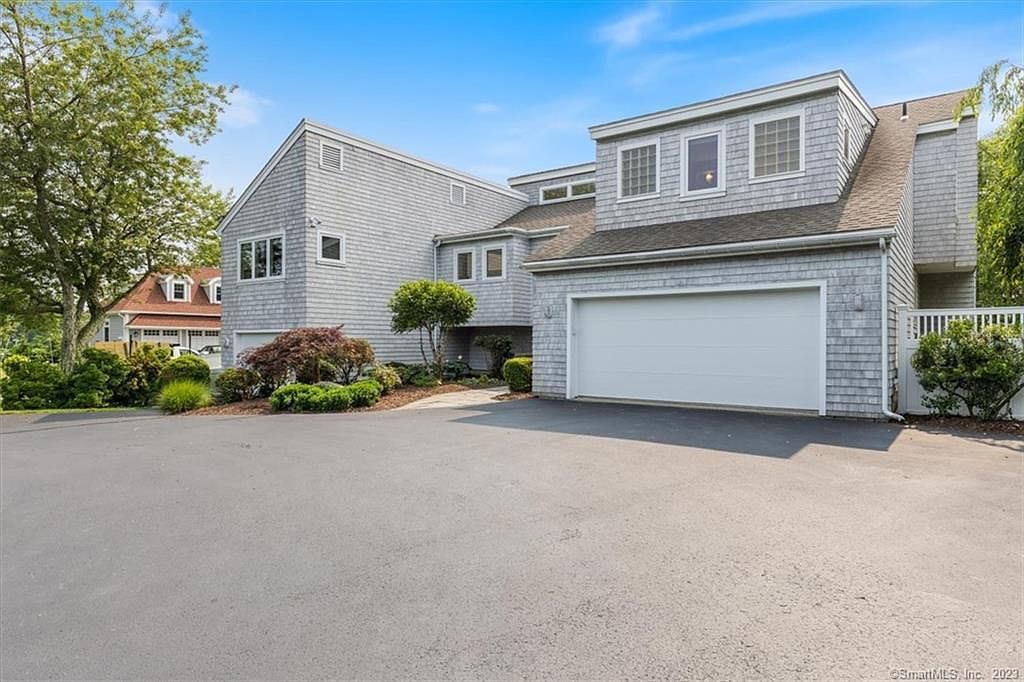 50 Niantic River Rd, Waterford, CT 06385 | Zillow