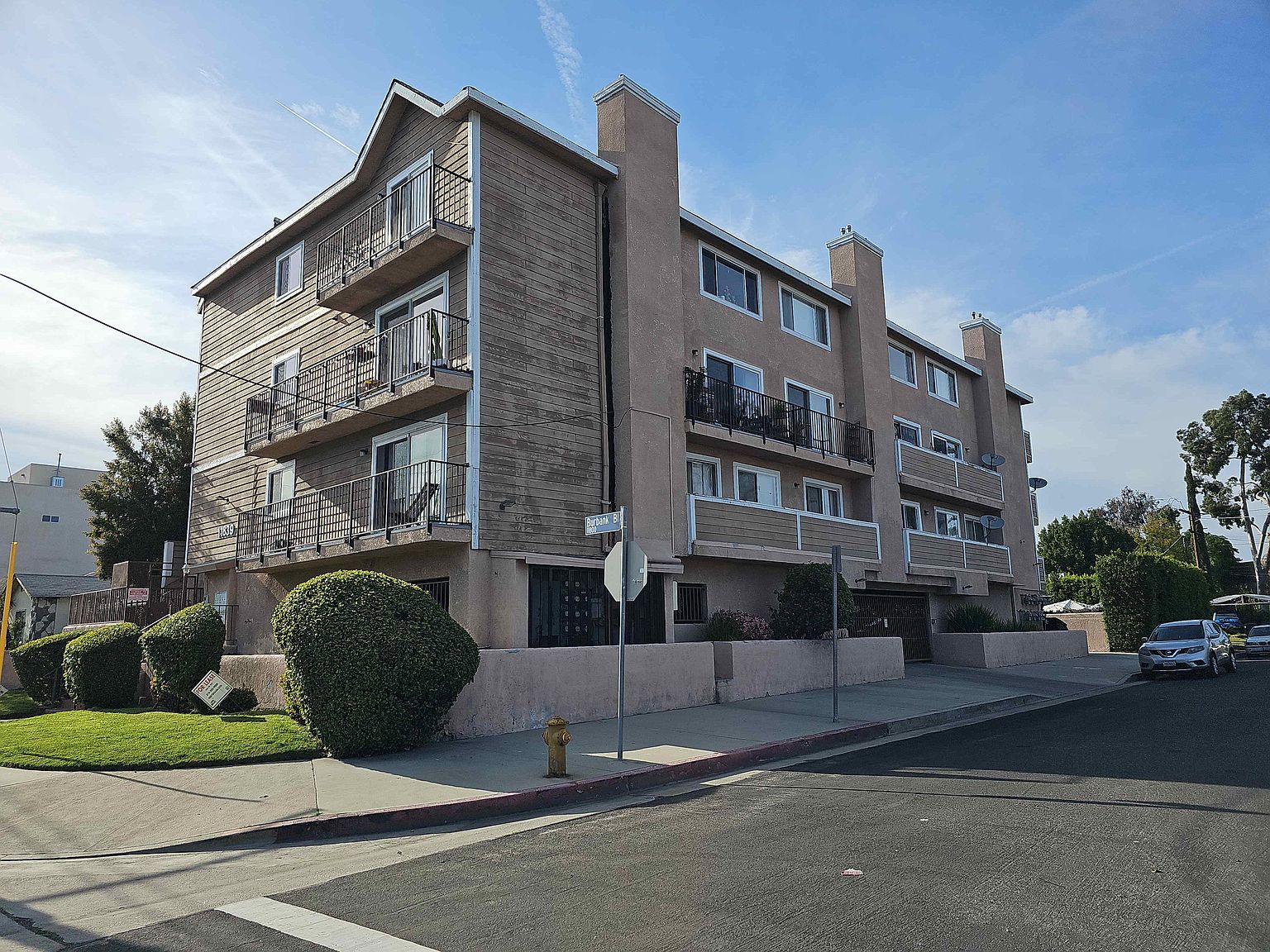 11849 Burbank Blvd #8, Valley Village, CA 91607 | Zillow