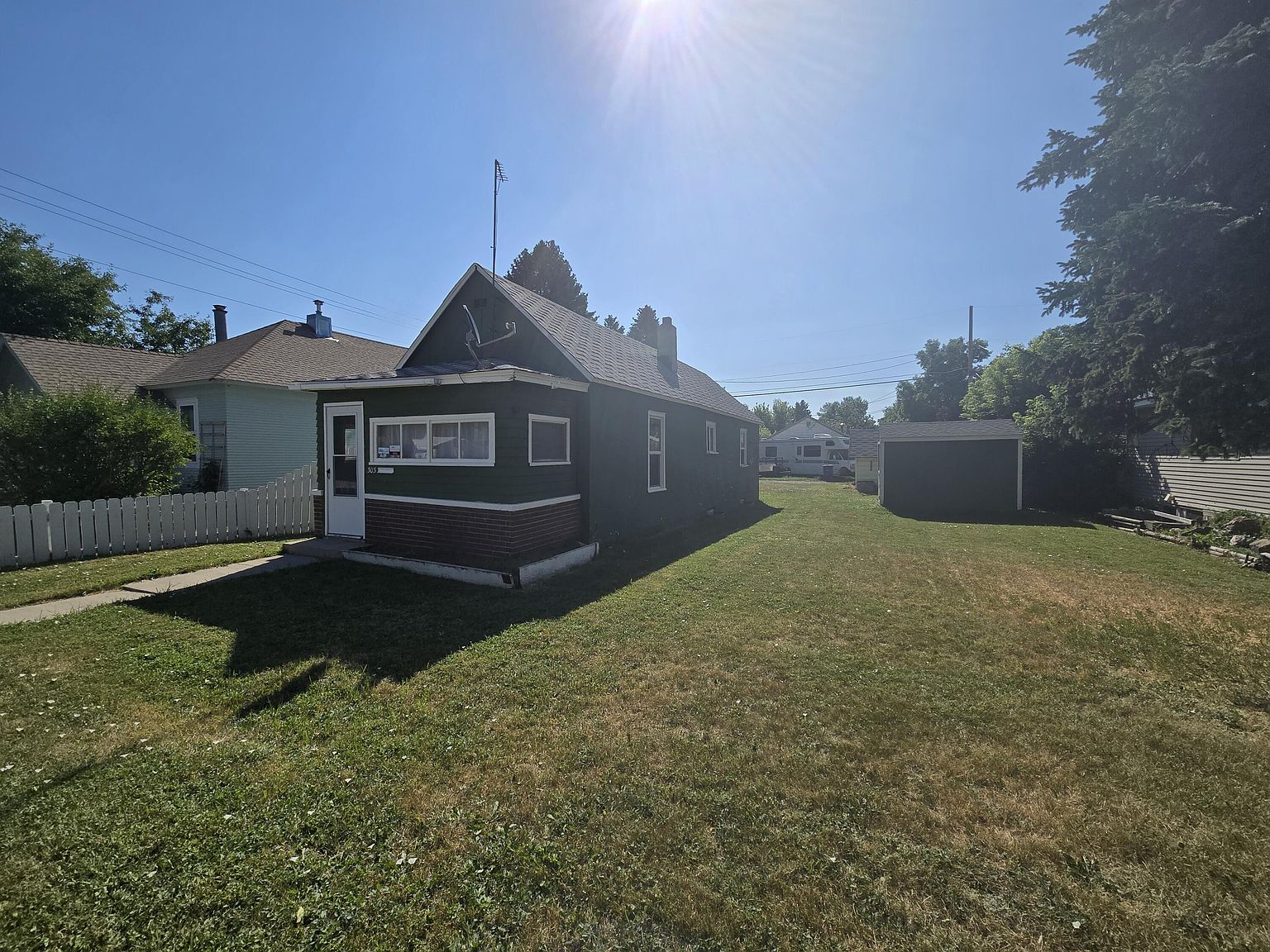 303 Brassey St, Lewistown, MT 59457 | MLS #24-495 | Zillow