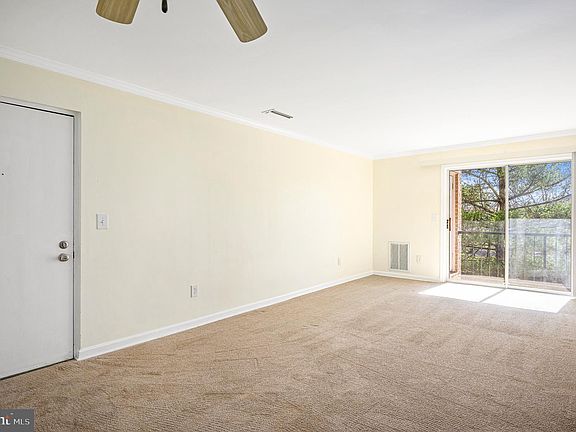 14807 Rydell Rd APT 103, Centreville, VA 20121 | Zillow