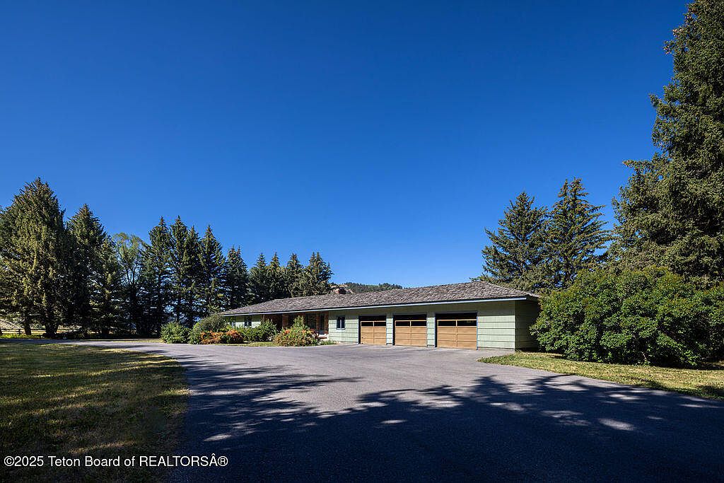 1000 N Spring Gulch Rd, Jackson, WY 83001 | MLS #25-2256 | Zillow
