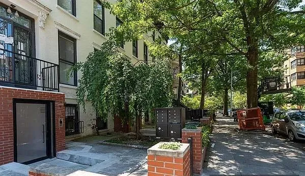 64 Hawthorne Street #1 in Prospect Lefferts Gardens, Brooklyn | StreetEasy