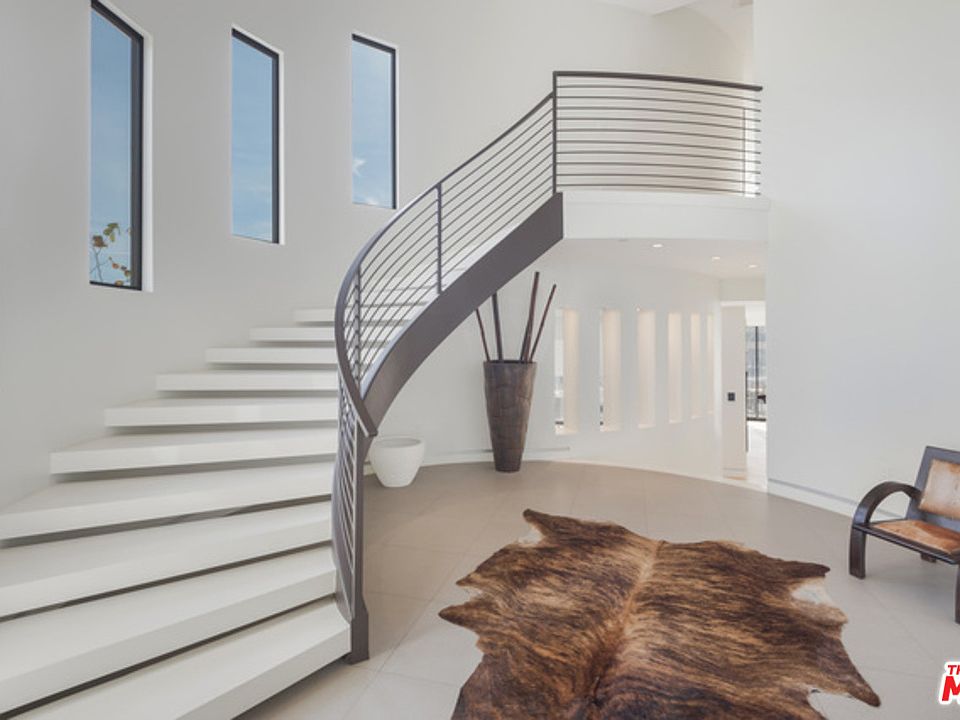 2501 Zorada Dr, Los Angeles, CA 90046 | Zillow