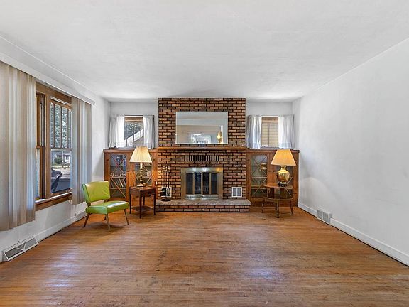 4477 Windsor Road, Windsor, WI 53598 | MLS #1963001 | Zillow