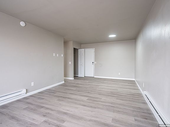 110 Lakecrest Dr #114, Beaver Dam, WI 53916 | Zillow