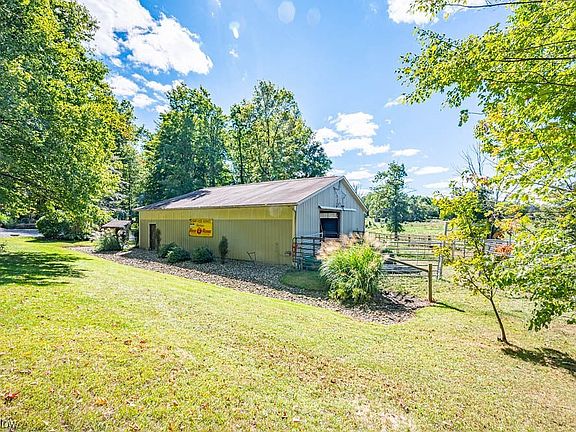1740 Harrison Ave, Salem, OH 44460 | Zillow