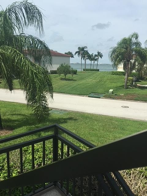 6180 Sun Blvd APT 215, Saint Petersburg, FL 33715 | Zillow