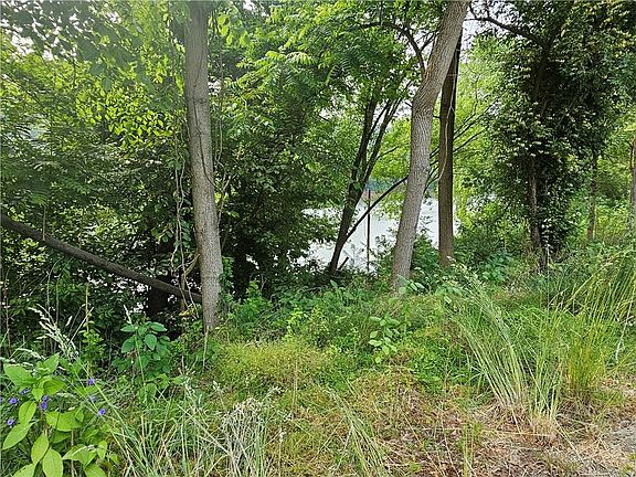 997 Main St, Denbo, PA 15429 | Zillow