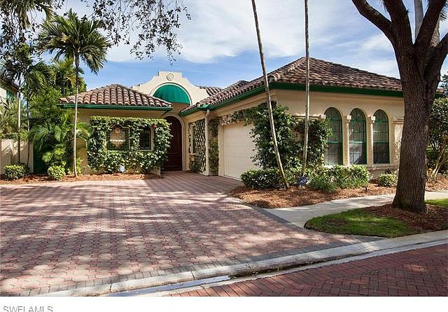 7896 Via Vecchia, Naples, FL 34108 | Zillow