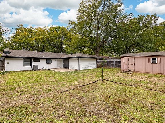 3127 Colchester Dr, Farmers Branch, TX 75234 | MLS #20436736 | Zillow