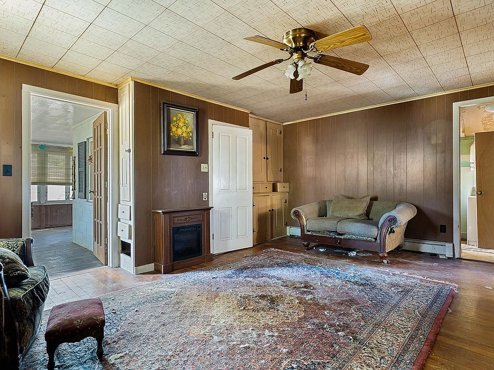 305 S Main St, South Seaville, NJ 08246 | Zillow