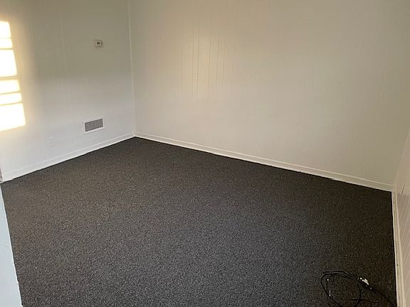 5 Drake Dr, Buffalo, NY 14225 | Zillow