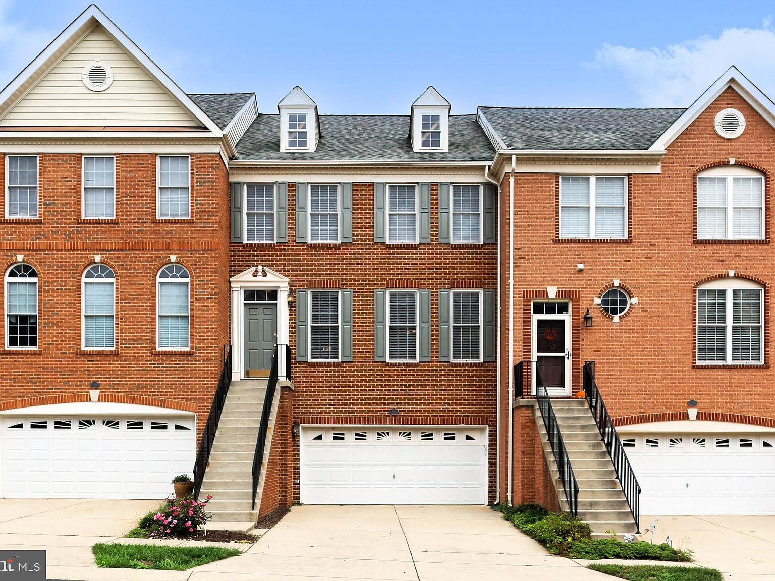 42912 Overly Sq, Chantilly, VA 20152 | Zillow