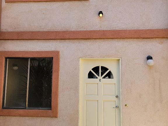 9229 Stewart And Gray Rd APT C, Downey, CA 90241 | Zillow