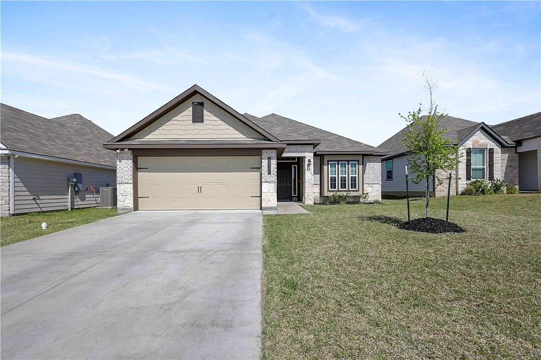 1320 Kingsgate Dr, Bryan, TX 77807 | MLS #25004143 | Zillow