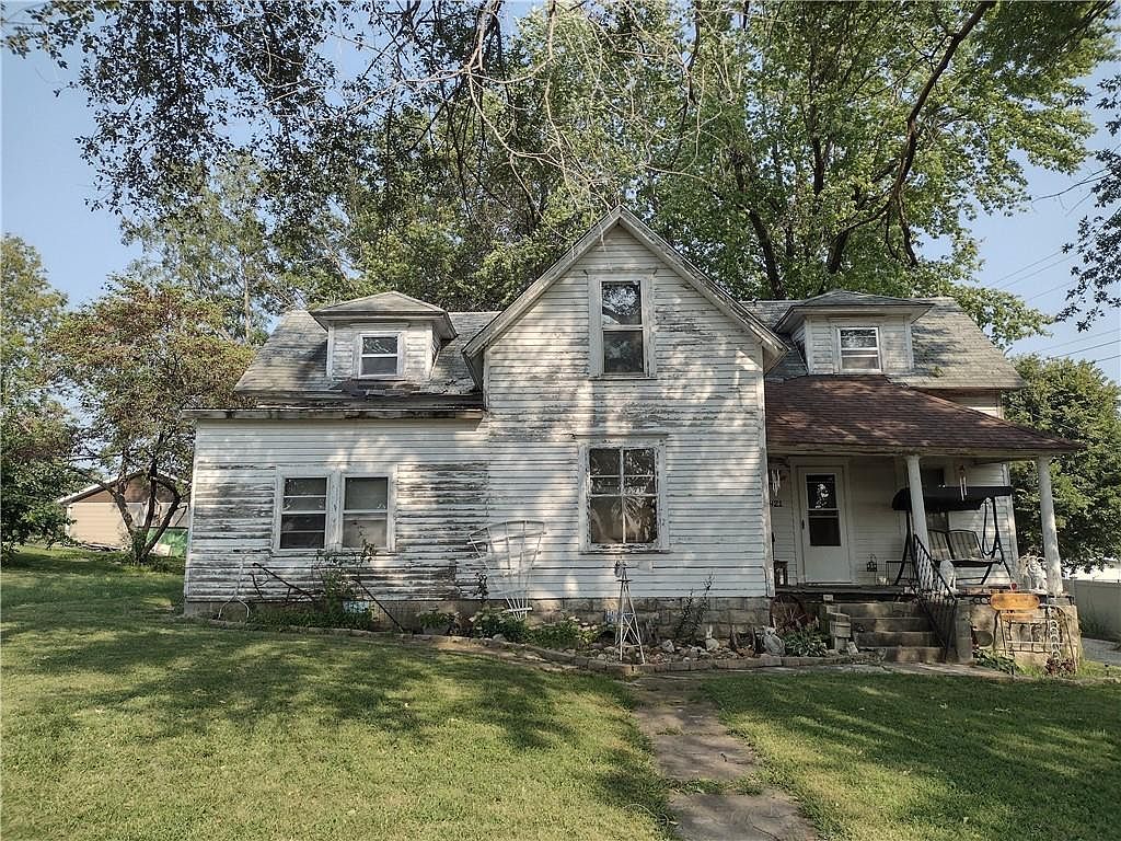 423 2nd St, Barnard, MO 64423 | Zillow