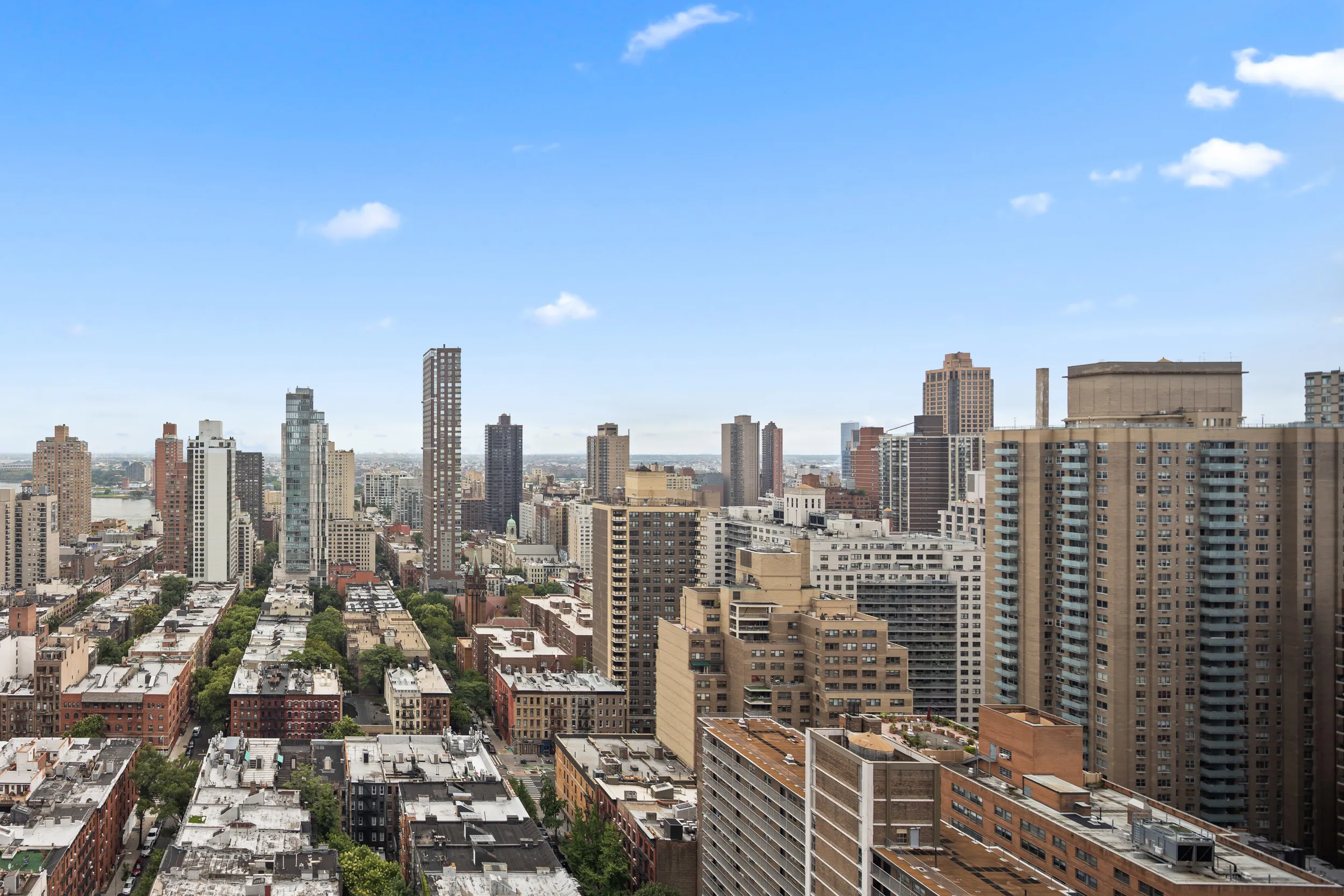 200 East 89th Street #27D in Yorkville, Manhattan | StreetEasy