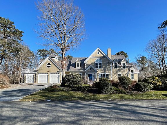 55 Shoestring Bay Rd, Mashpee, MA 02649 | MLS #22204659 | Zillow