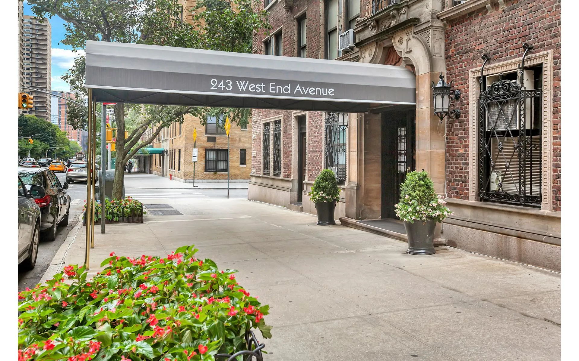 243 West End Avenue #1104 in Lincoln Square, Manhattan | StreetEasy