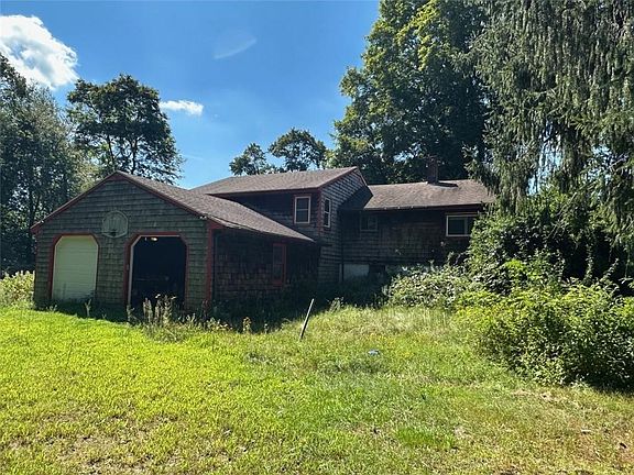 948 Main St, Hope Valley, RI 02832 | Zillow