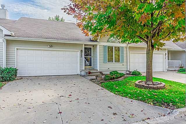 620 NE Oakhurst Dr, Grimes, IA 50111 | Zillow