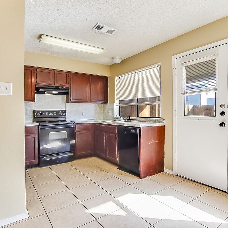 205 Pate Orr Rd N APT D, Keller, TX 76248 | Zillow