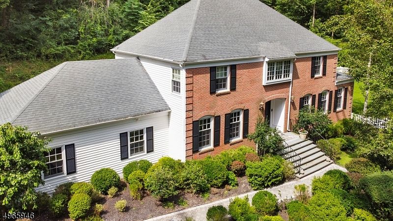 17 GLEN GARY DR, Mendham Twsp, NJ 07945 | Zillow