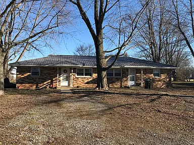 Fountaintown Apt - 570 W Us Highway 52 Fountaintown IN | Zillow