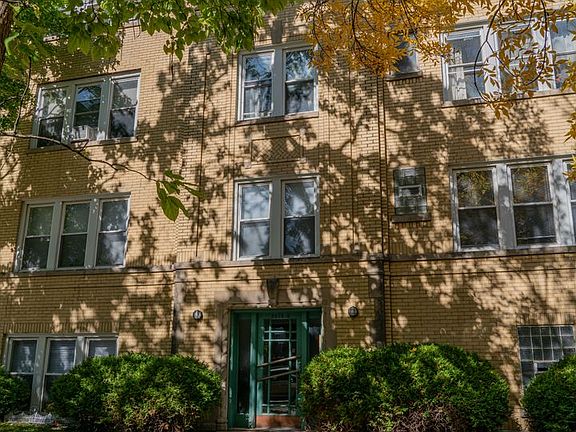 2474 W Cullom Ave #2, Chicago, IL 60618 | Zillow