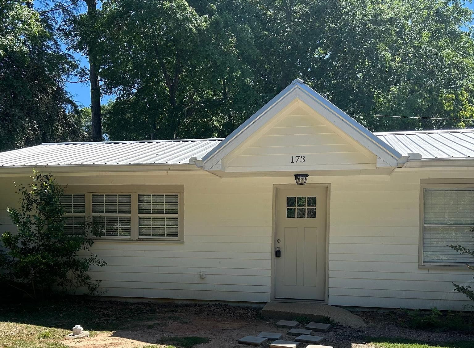 175 Oak St, Auburn, AL 36830 | Zillow